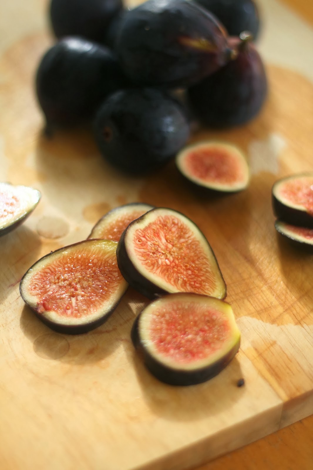 Jenessa's Dinners: Fig and Goat Cheese Flammekuche/Tarte Flambée