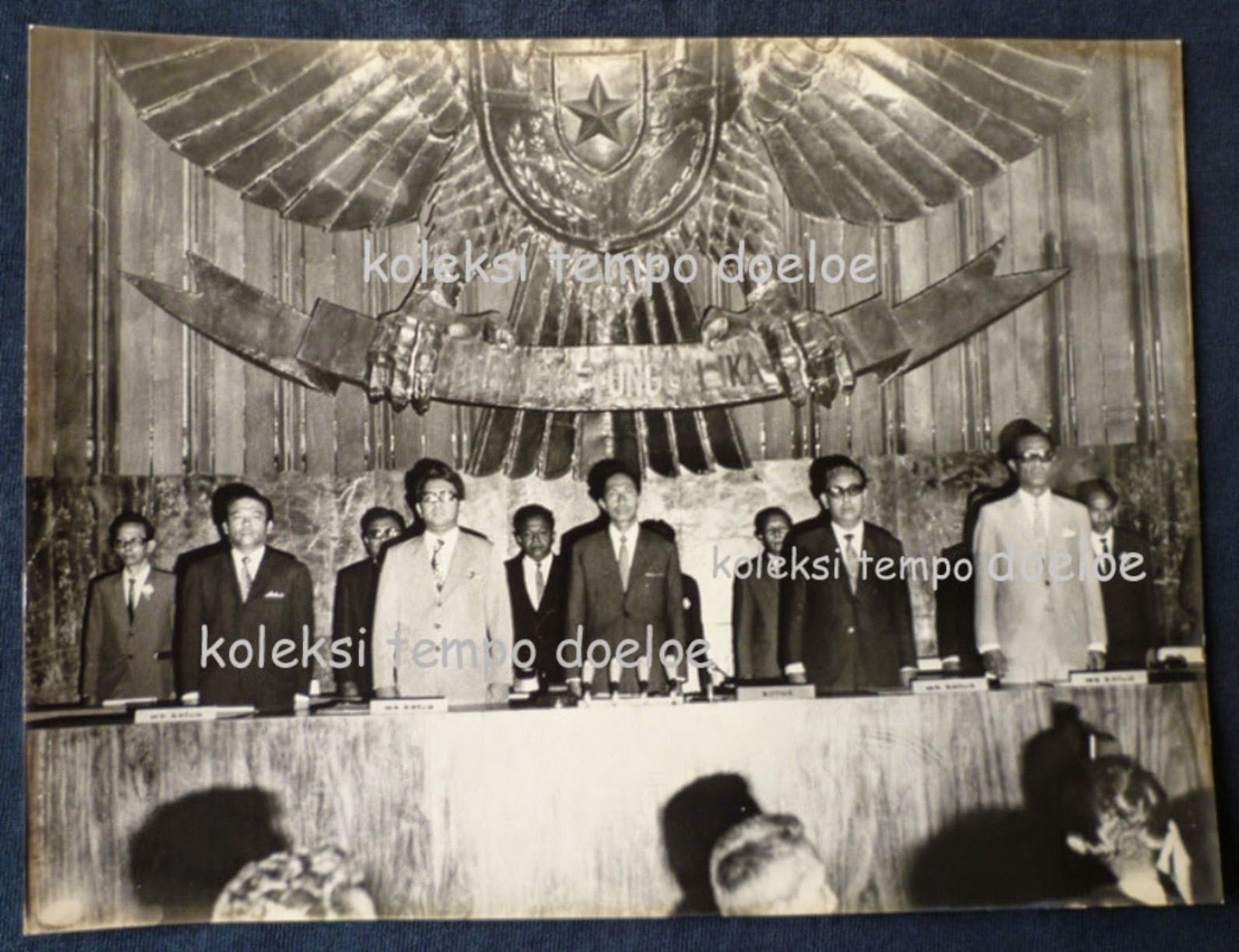 Koleksi Tempo Doeloe: Satu Album foto jadoel - Sidang MPR pada 12 Maret ...