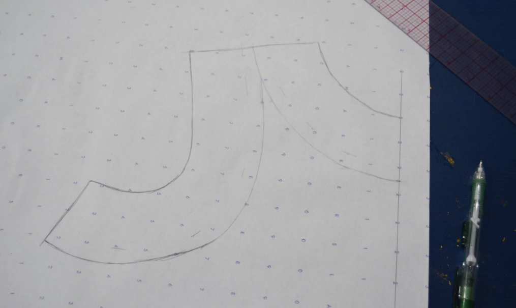 The Closet Historian: How to Draft Neckline and Armscye Facings (Pattern Drafting)