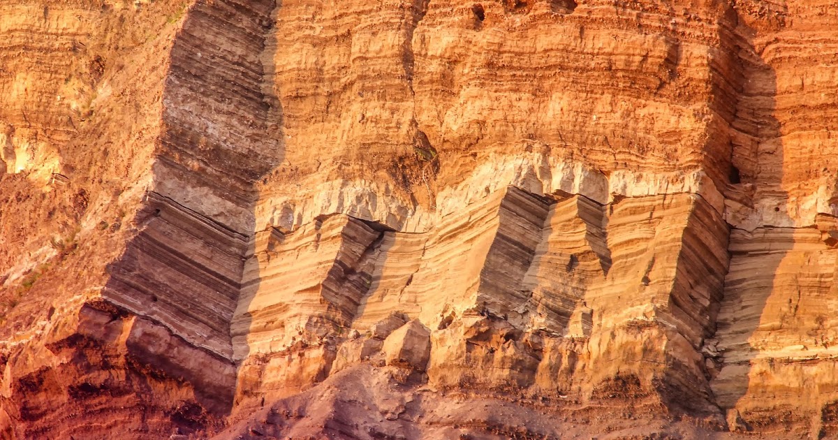 Man and History: Discrete Fourier Transform