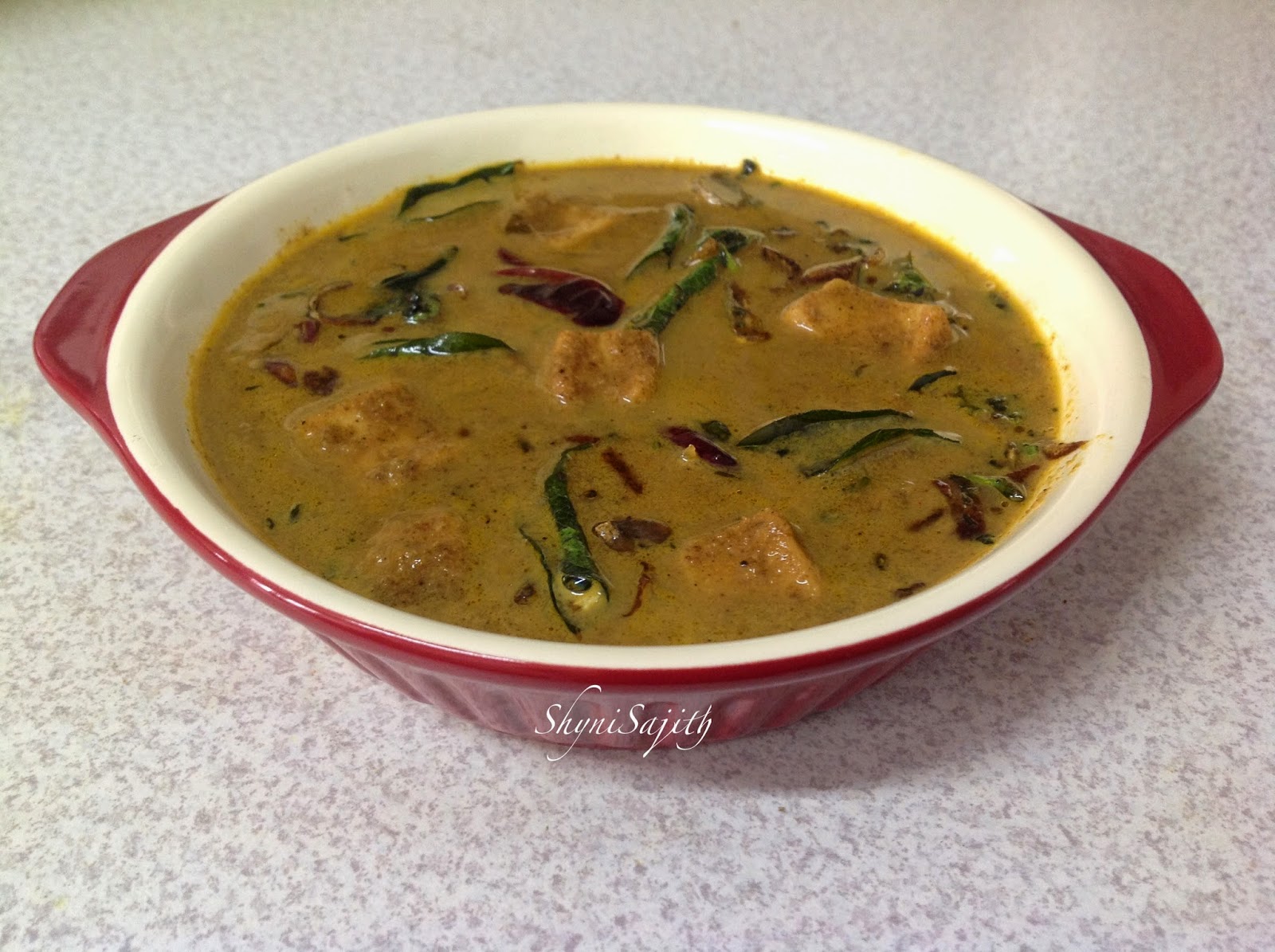 My Cooking Experiments.........: Malabar Koonthal Masala Curry