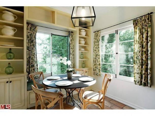 My Moon: Bryce Dallas Howard's Homely Hollywood Hills House