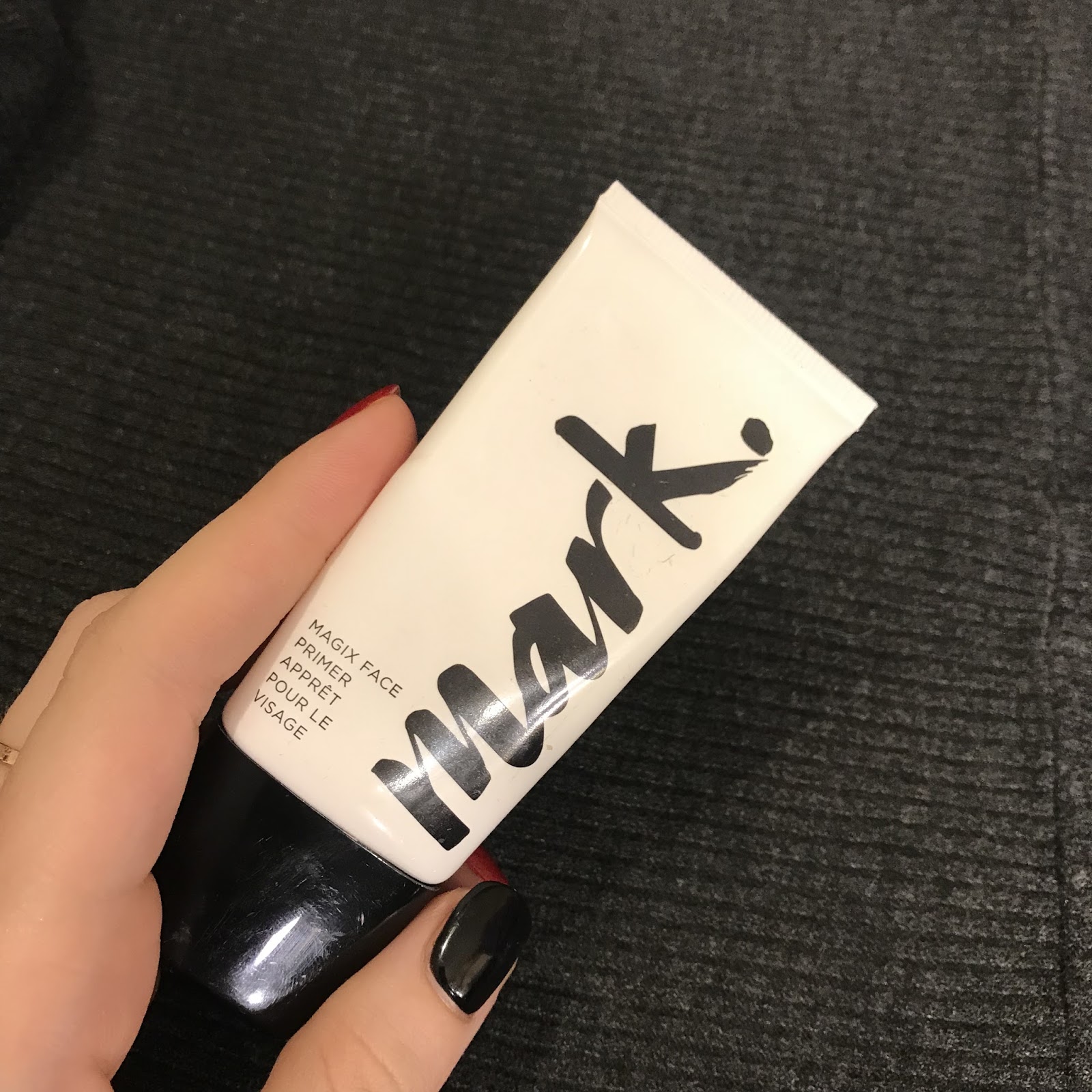 AVON produktu līnija MARK.