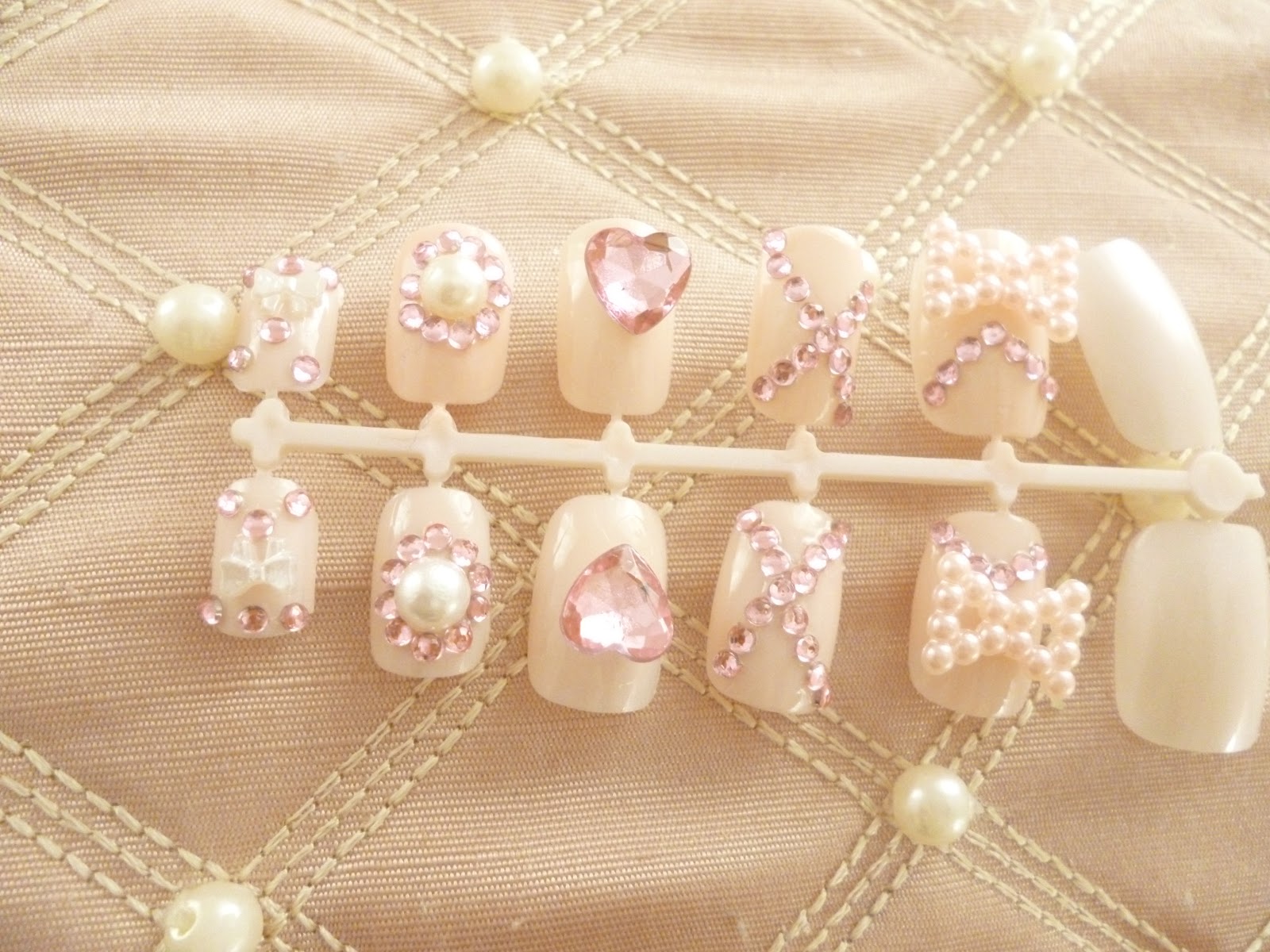 Magic Pearl Heart: DIY Hime Gyaru Deco Nail Art