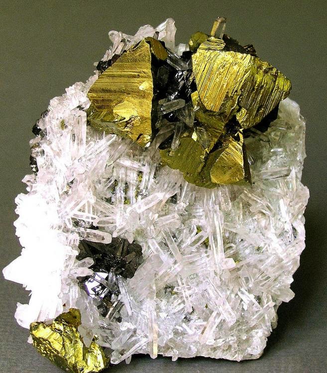 Calcopirita (Chalcopyrite) - Mineral
