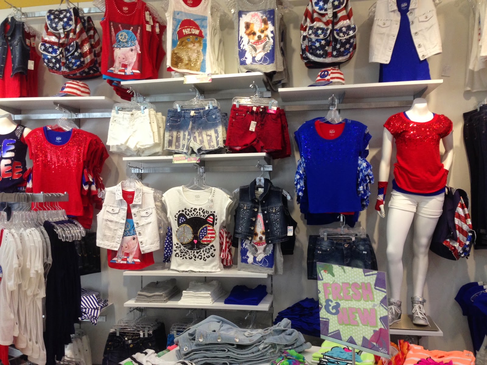 The Phenomenal Mama: Justice Girl & The Ultimate #OOTD