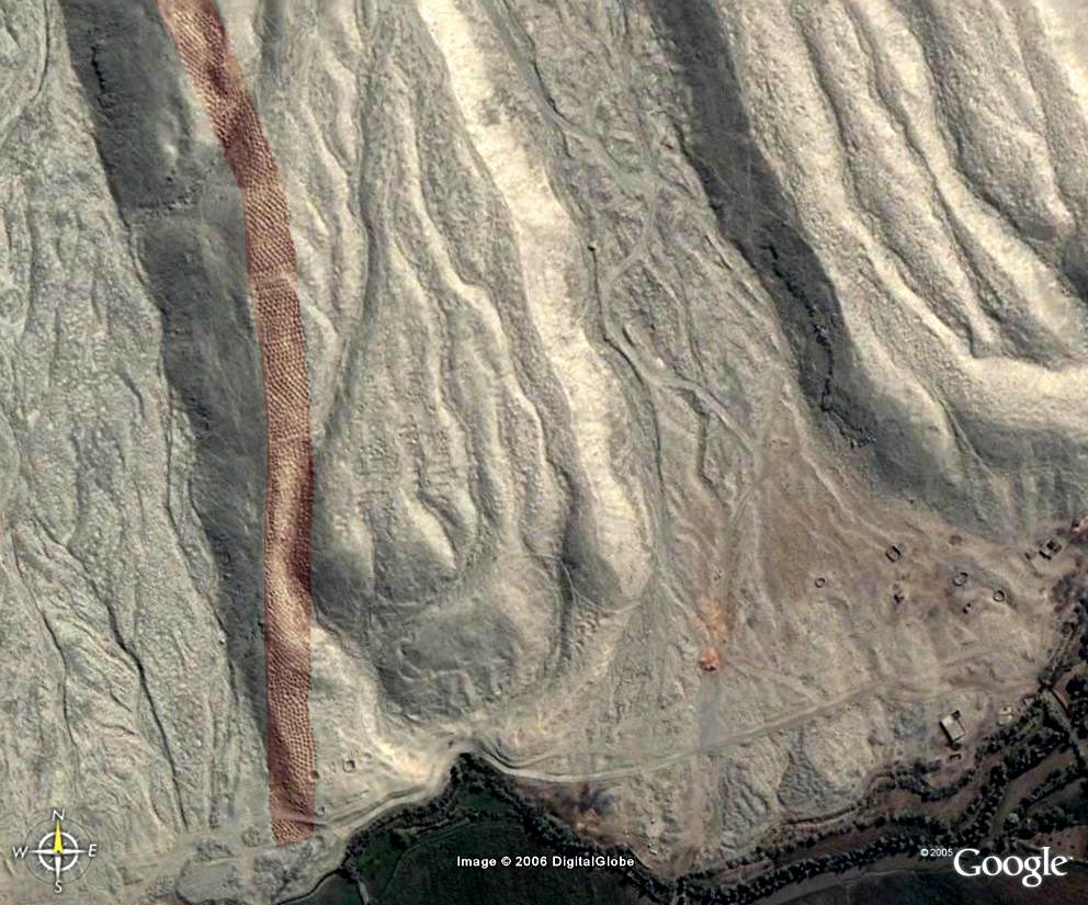 Alam Mengembang Jadi Guru: Misteri Barisan Lubang-Lubang di Peru