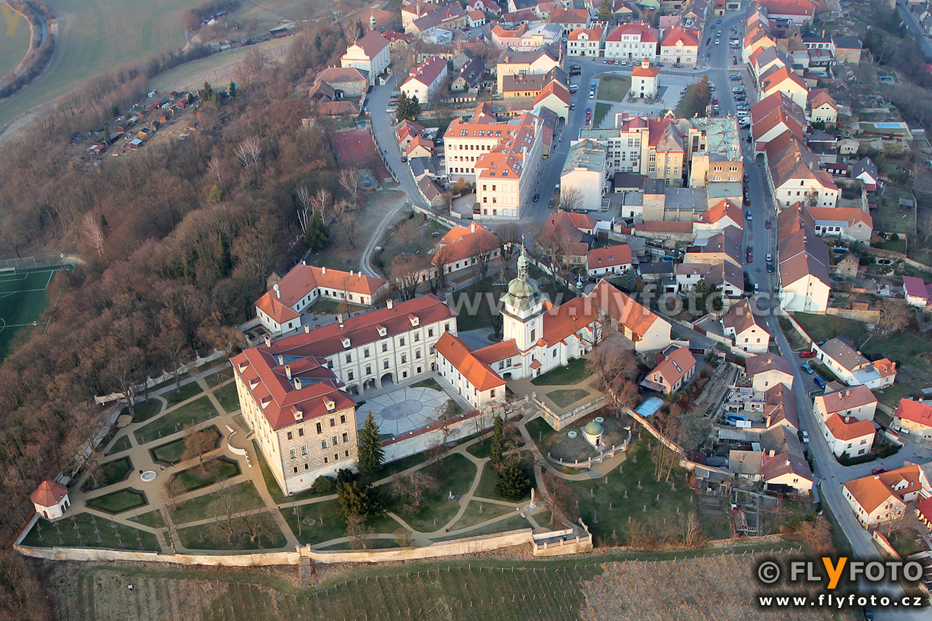 FLyFOTO letecká fotografie a video: Benátky nad Jizerou