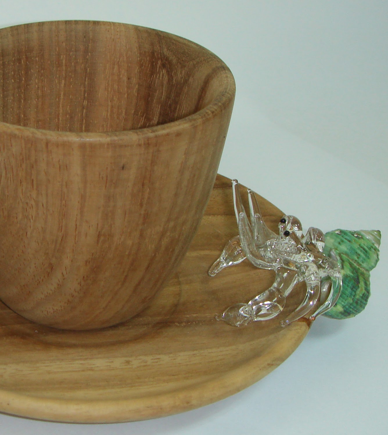 Preka: Set Cawan Larik (Kayu Sena) dan Kristal