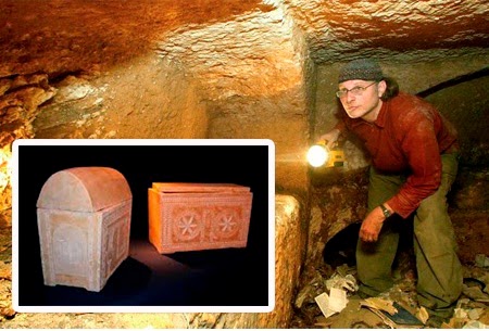 Ananth: Talpiot Tomb: The Lost Tomb of Jesus Christ and His Family?