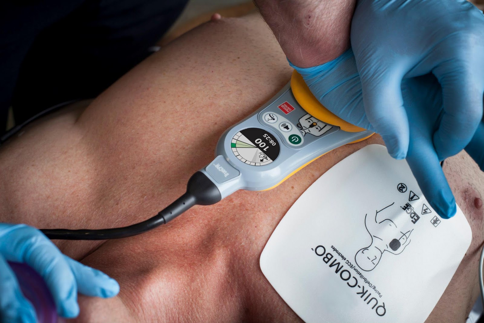 EMS SOLUTIONS INTERNATIONAL by @DrRamonReyesMD marca registrada: TrueCPR Coaching Device tm by ...