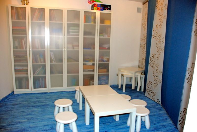 Qué hacer con nenes: LIBRERIA LA MAR DE LETRAS Y COMPOTA DE MANZANA.