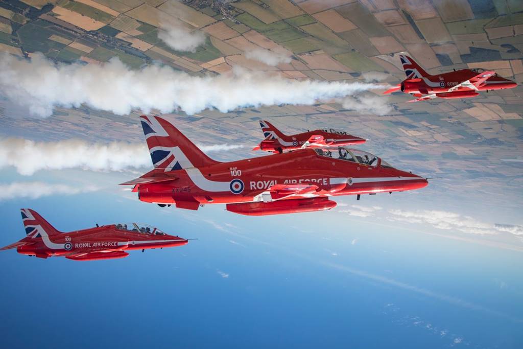 RED ARROWS TO LIGHT UP NORTH AMERICAN SKIES ON LANDMARK TOUR - Blog ...