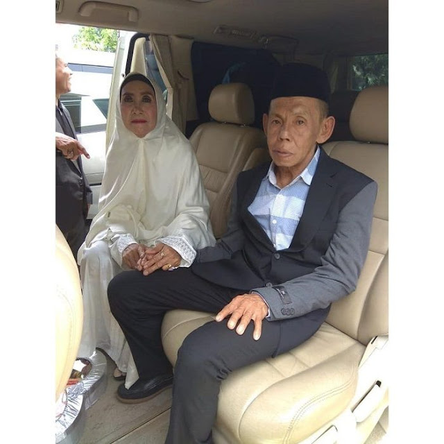 Viral Kakek dan Nenek Yang Menikah Tapi Masih Perjaka Dan Nenek Perawan ... Viral Kakek dan Nenek Yang Menikah Tapi Masih Perjaka Dan Nenek Perawan ...