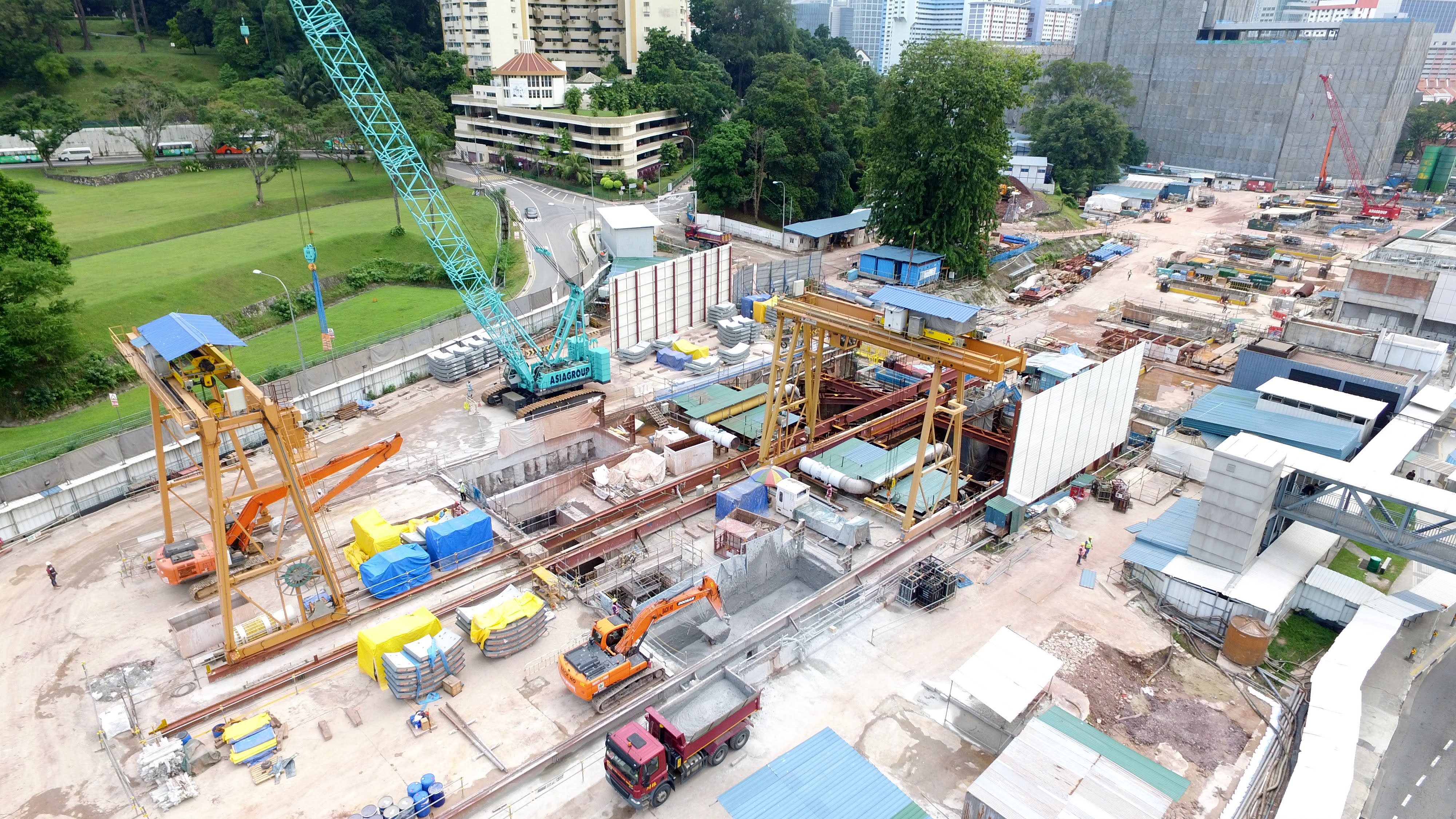 Thomson Line Construction: Outram Park Cast (V)