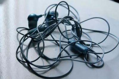 Menentukan sambungan kabel Headset dengan warna - Ryan