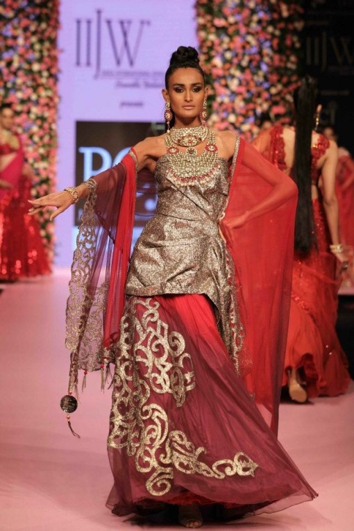 PC Jeweller - Diamond, Gold, Wedding Jewellery: May 2013