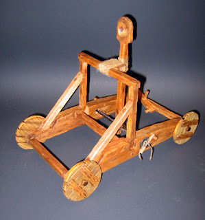 Tips On How To Make a Mini Catapult Work | Play Catapult