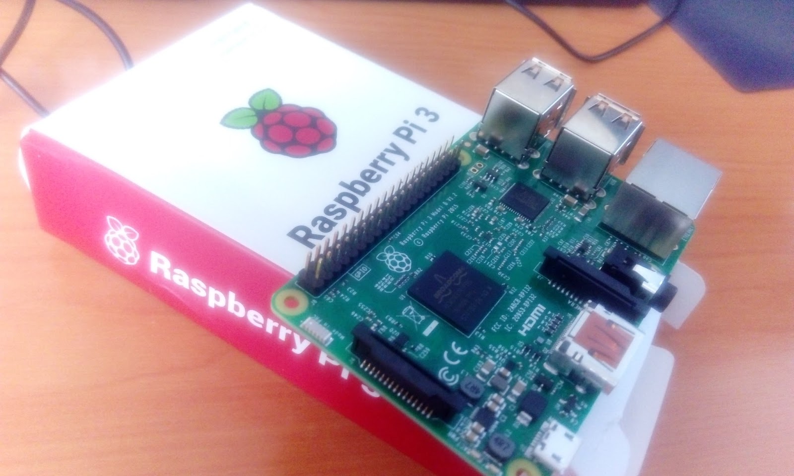 Xw0rkS Projects: Raspberry Pi Carputer project