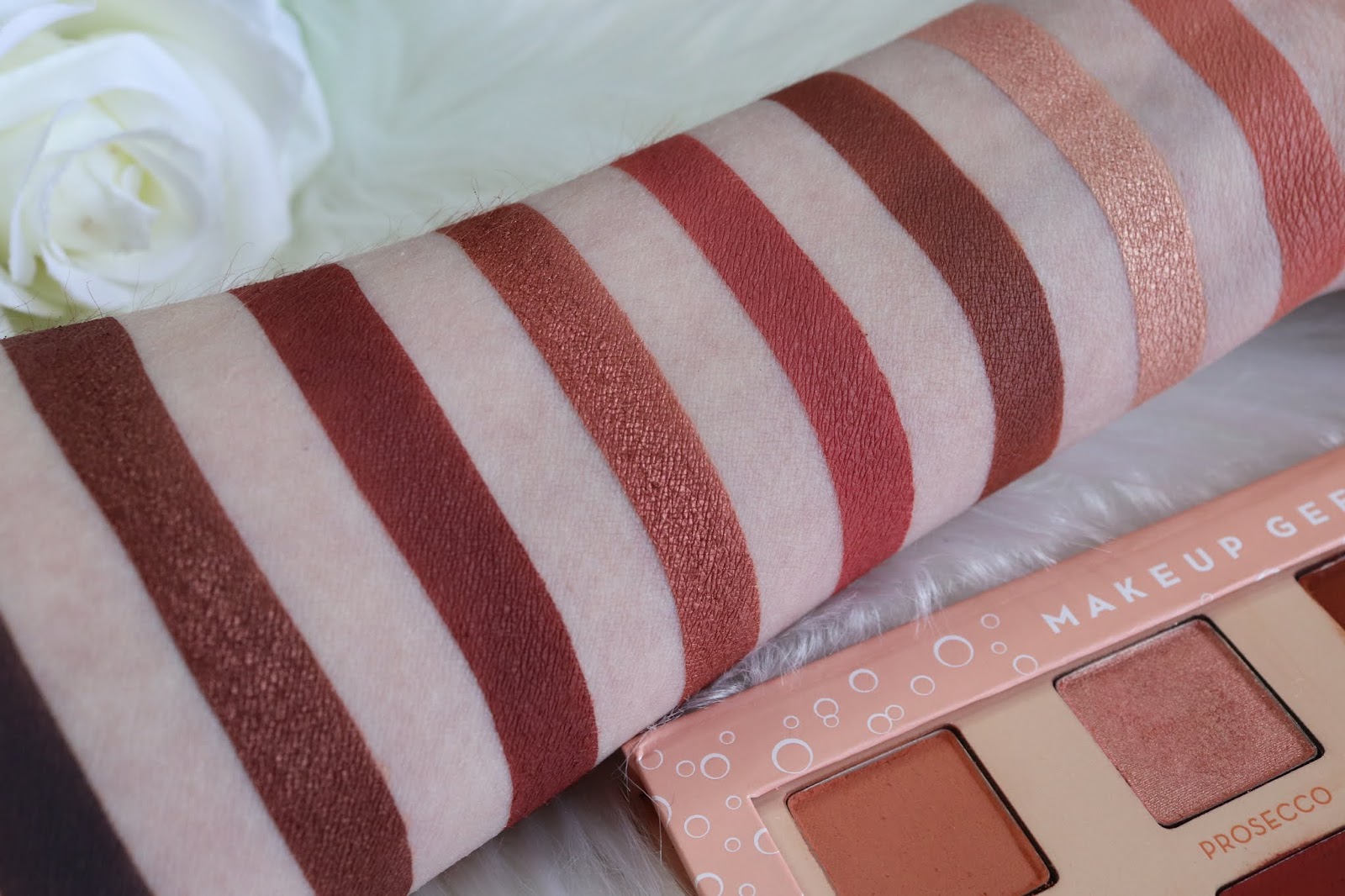 Peach Bellini palette review | Makeup Geek Cosmetics - Beauty With En