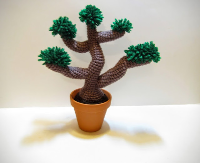 MadebyJody666: Crochet Bonsai Tree