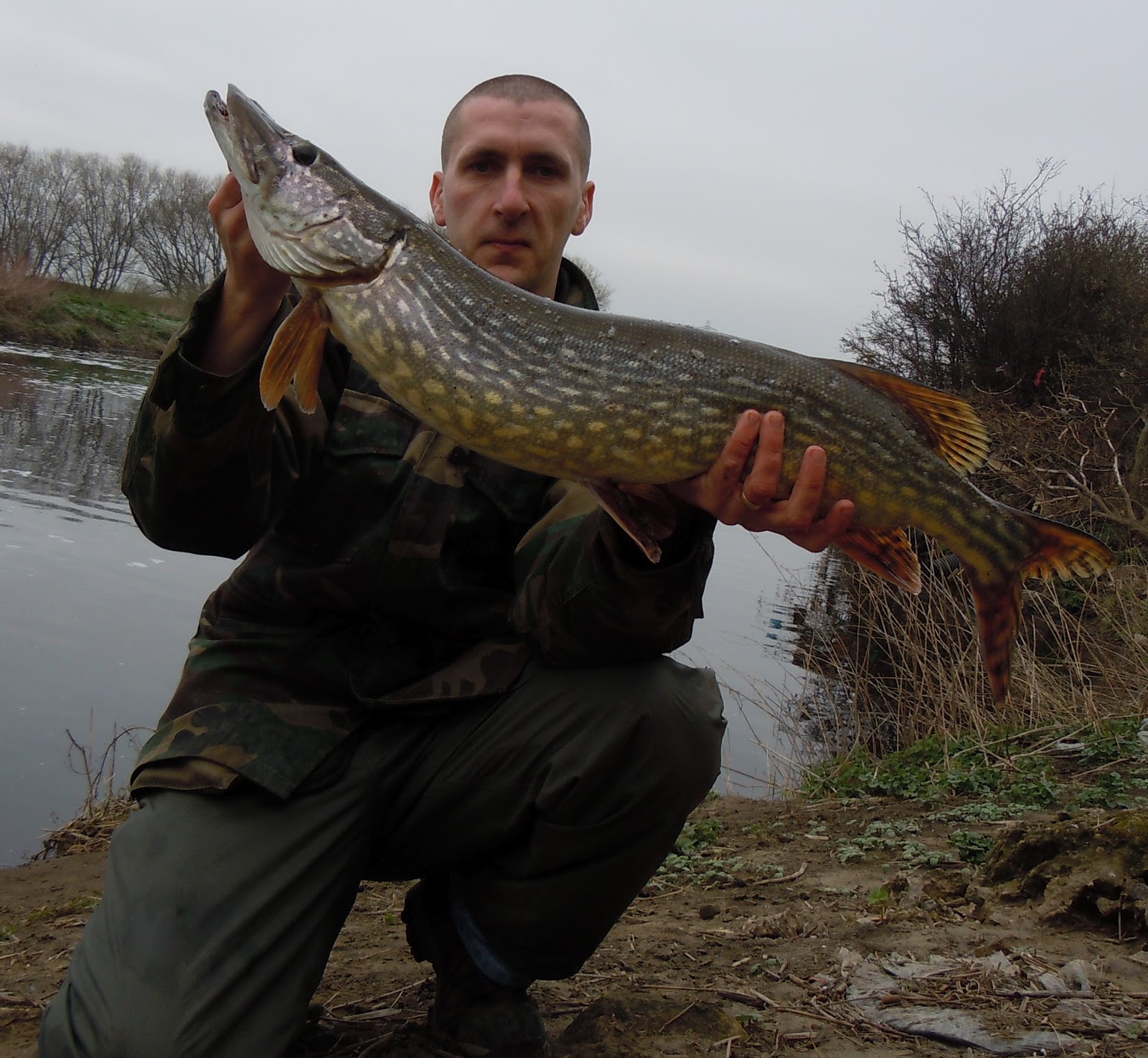 River Piker: CLOSED - Fish some place else