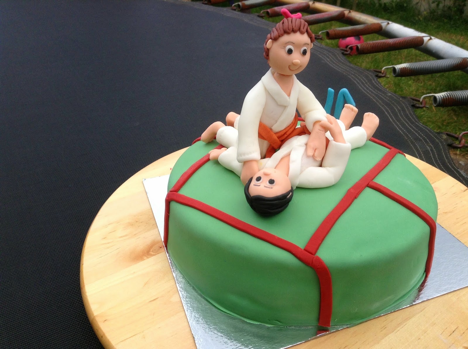 Soy Mama: Judo figures, cake toppers made in pastillaje, ready to roll ...