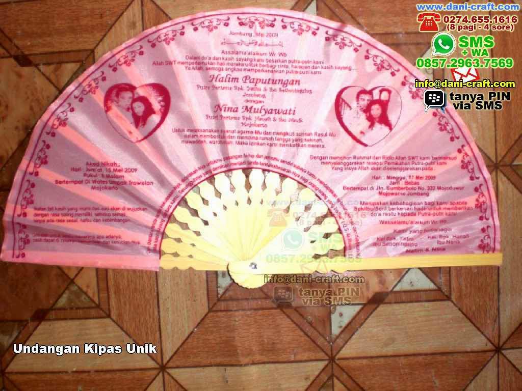 Undangan Kipas Murah: Undangan Kipas Unik Mojokerto