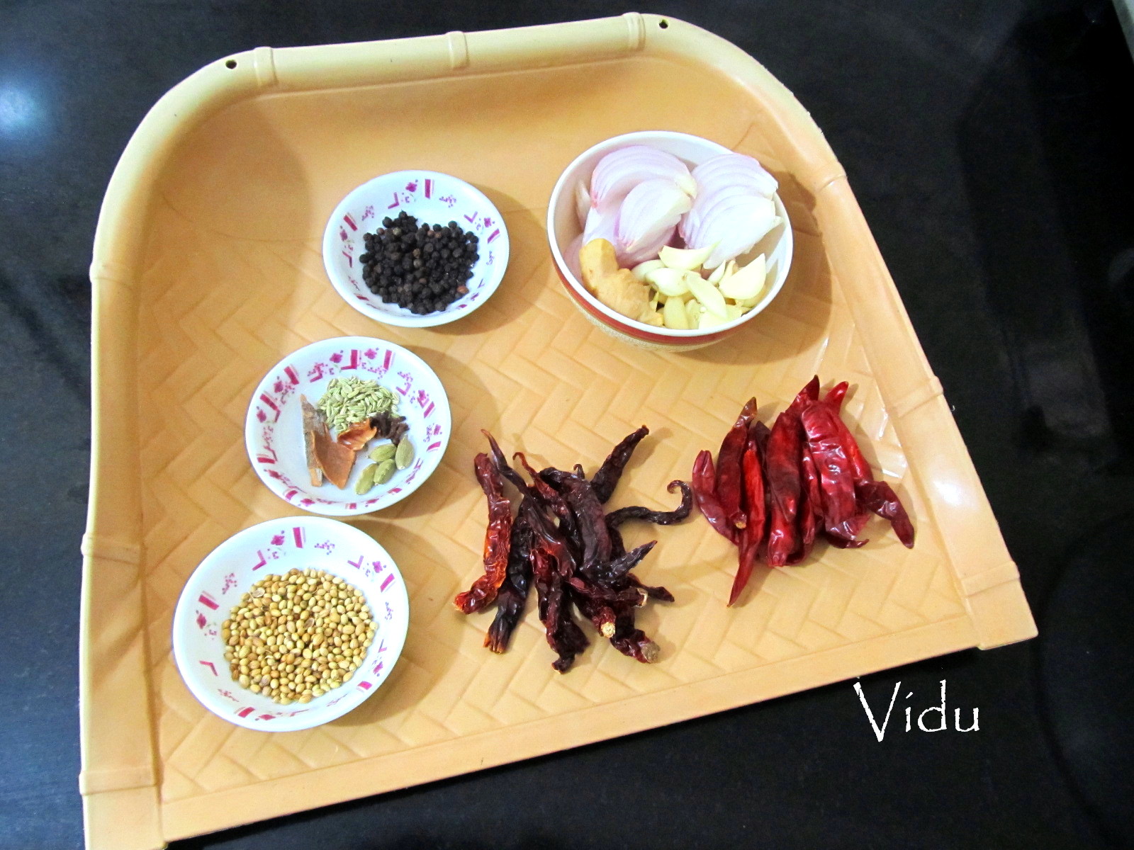 Coorg Special Koli Saaru/Chicken Curry