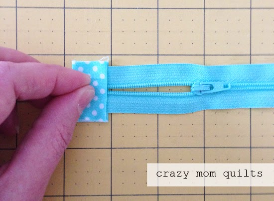 sewing with vinyl and shortening zippers | crazy mom quilts | Bloglovin’