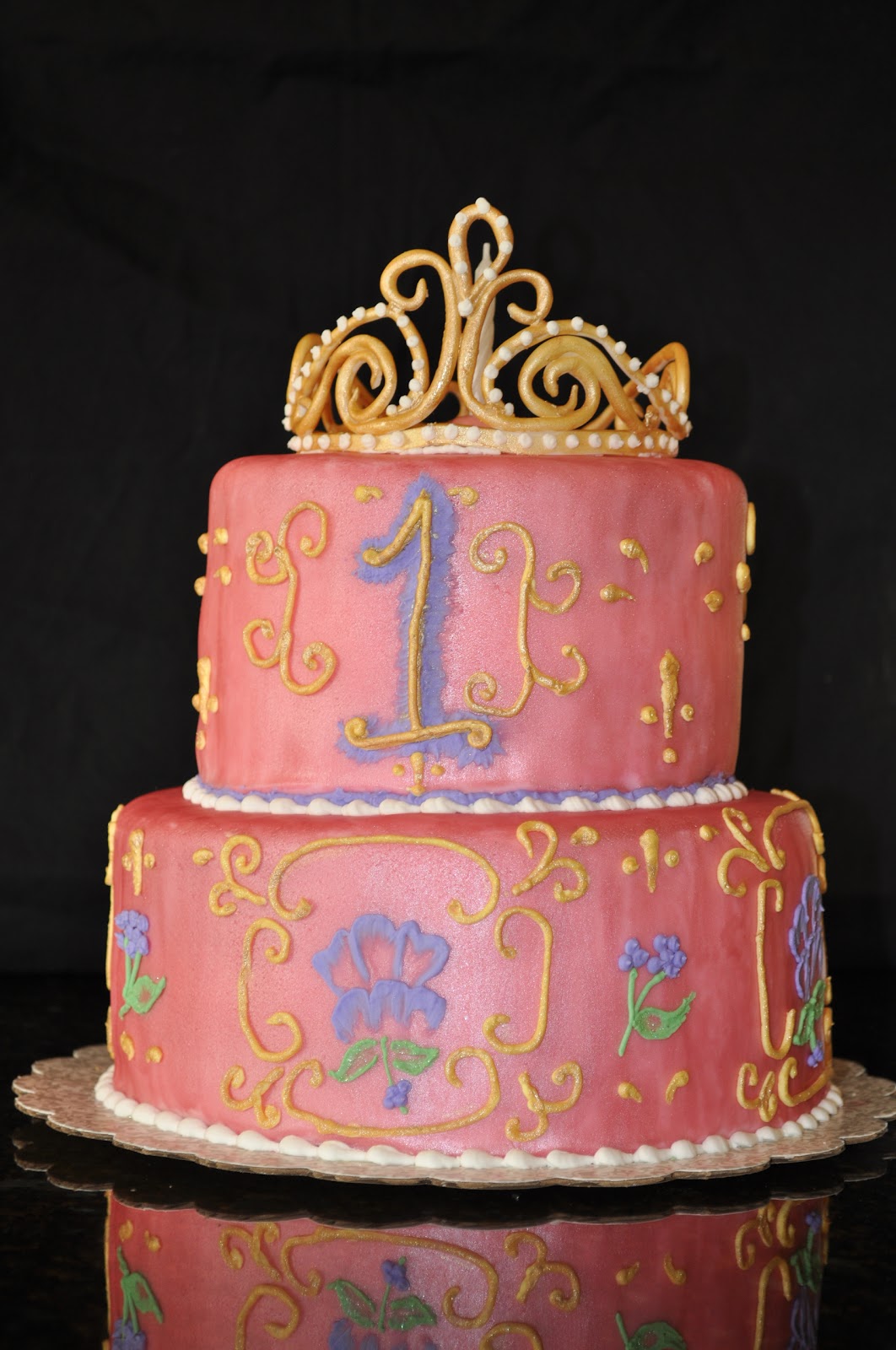 Gracie Cakes: 1 Year Old Princess