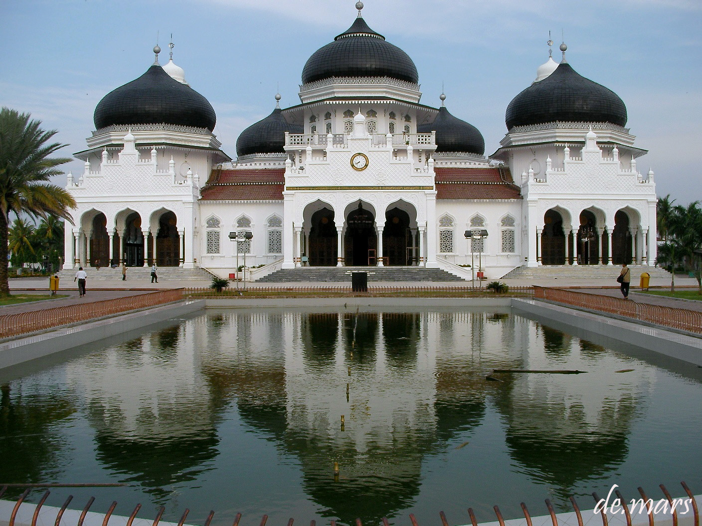 Mengenal Masjid Raya Baiturrahman Banda Aceh - PLH Indonesia