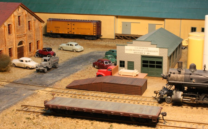 modeling the SP: Freight loading docks and platforms