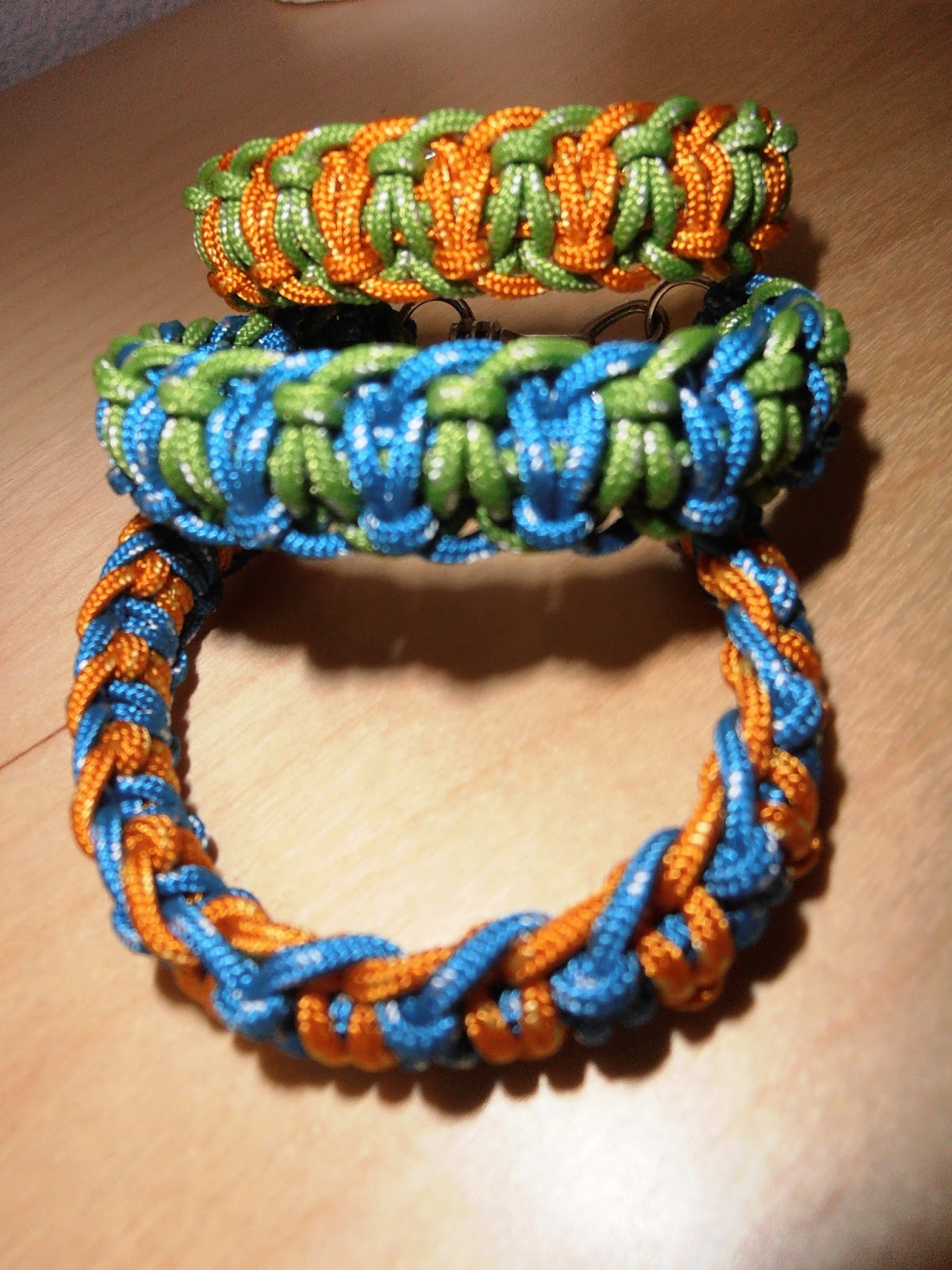 Pekitas de glamour: PULSERAS VERANIEGAS