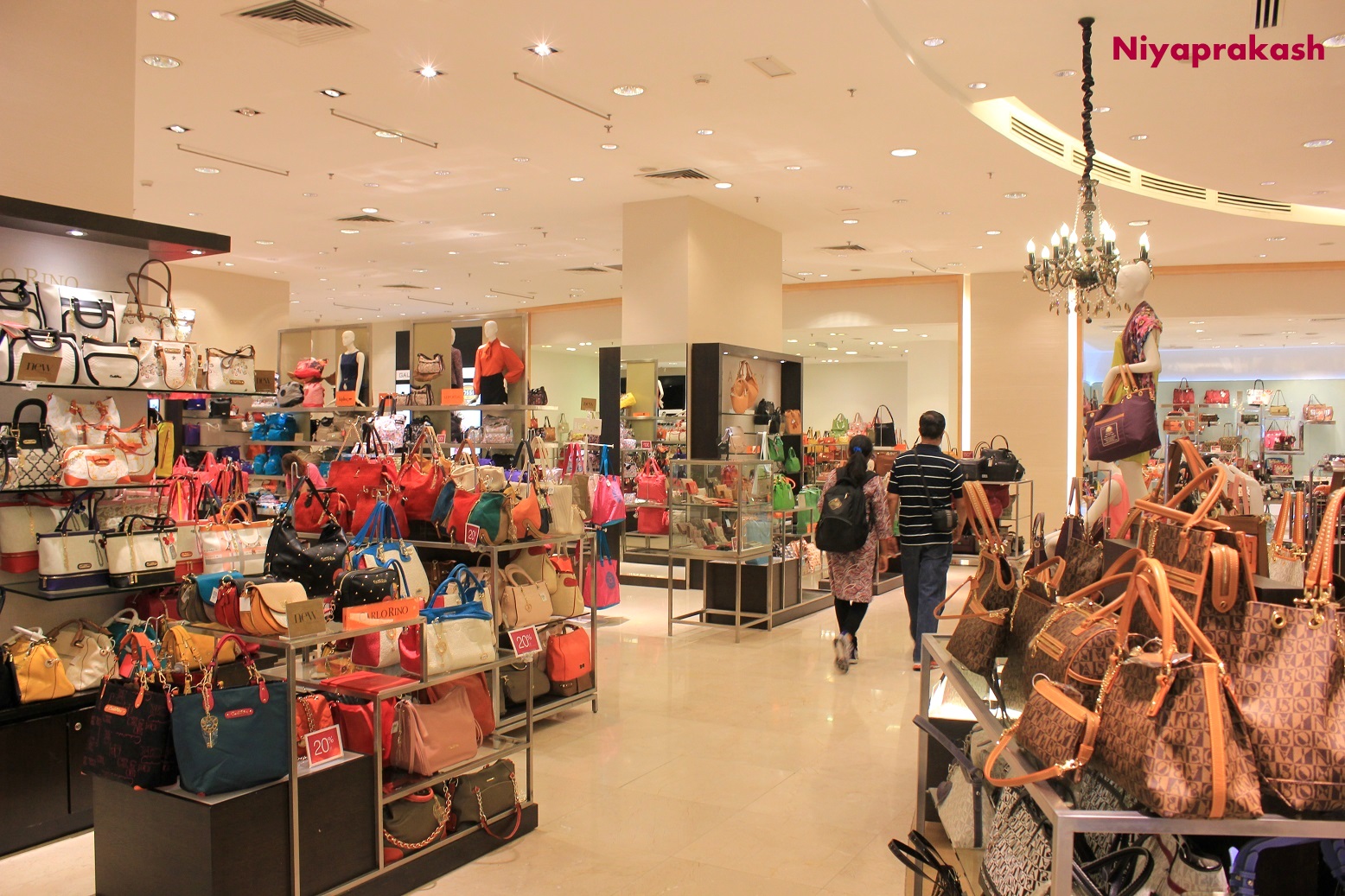Niya's World: Photos of Awesome Hand bags @ Parkson Pavilion Mall ...
