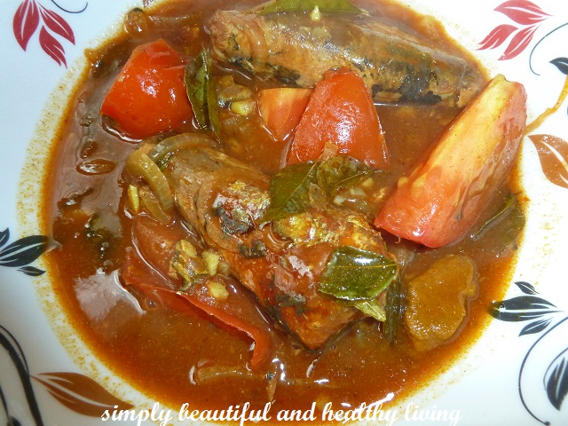 simply beautiful and healthy living: Canned Sardine Curry