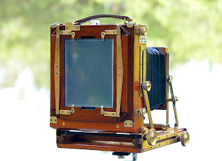 J. B. M c C o u r t n e y daily journal: Louis Gandolfi & Sons (camera ...