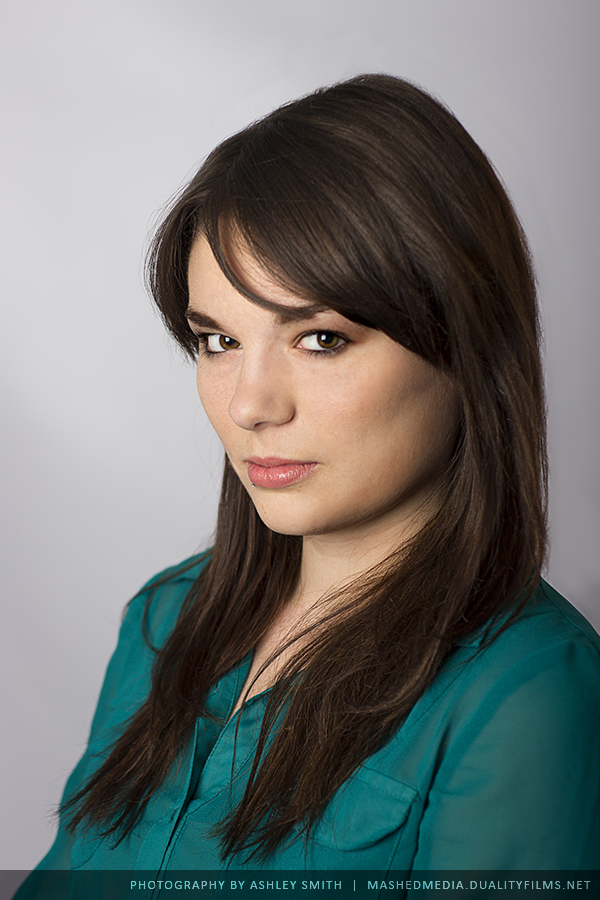 Mashed Media: Studio Headshots | Cassie