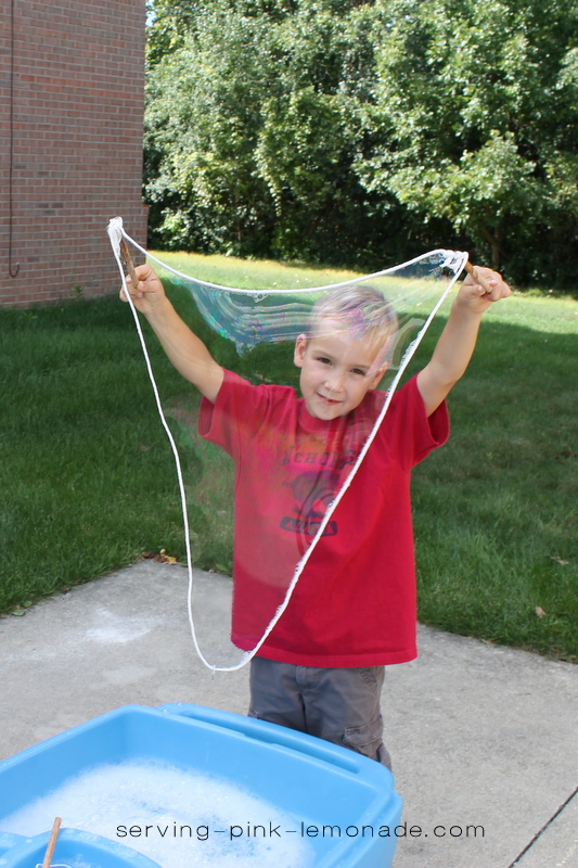 Serving Pink Lemonade: How to Make Giant Bubbles + World's Best Bubble ...