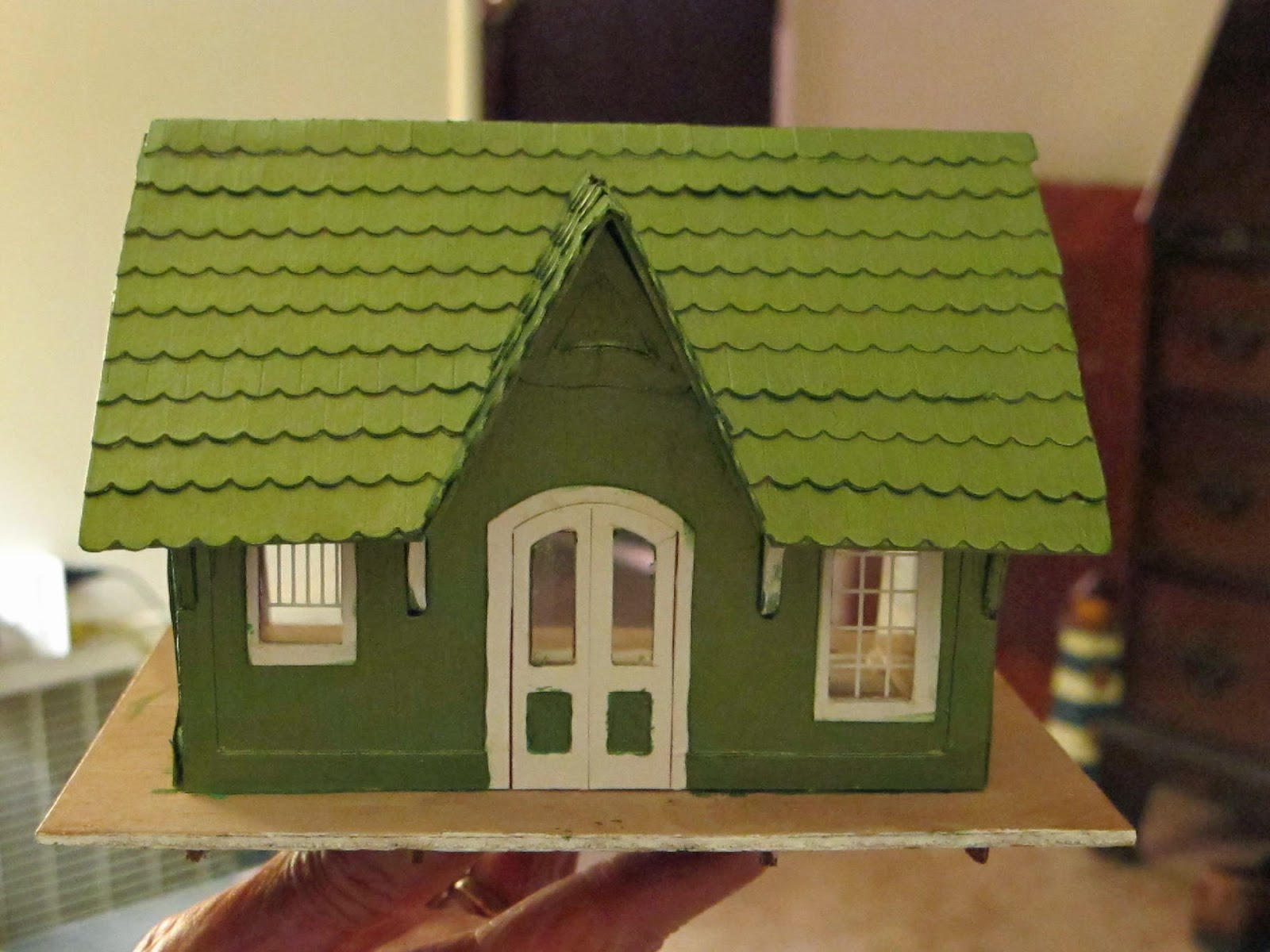 Petite Moonbeams: Dragon green house