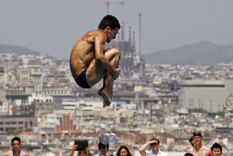 La disciplina de clavados o saltos ornamentales: Grupos de clavados