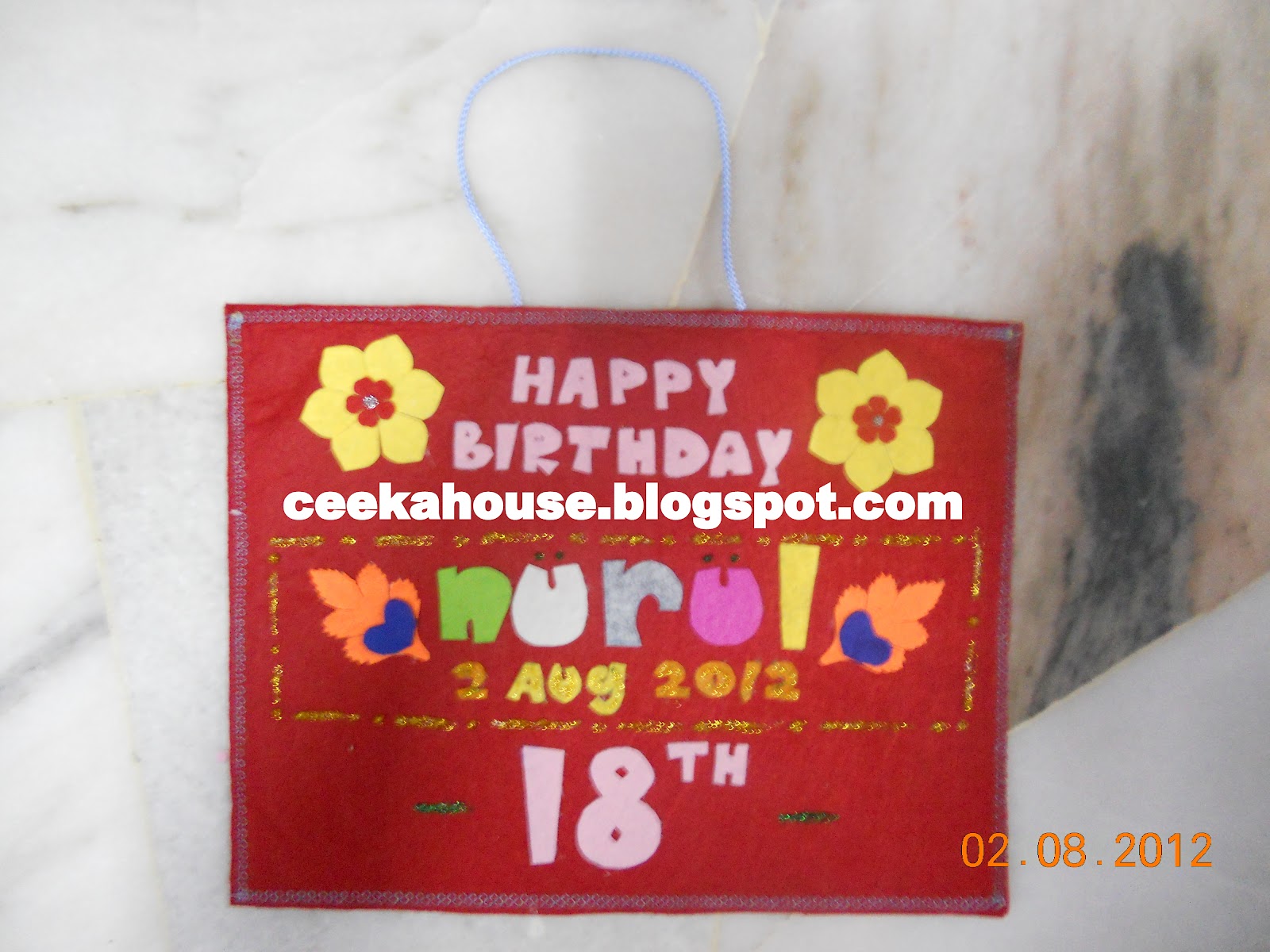 Ceeka House: FRAME COMEL