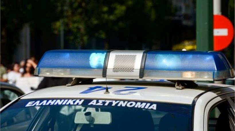 ΠΡΙΝ ΛΙΓΟ ΣΟΒAΡΟ ΤΡΟΧΑΙΟ ΜΕ ΔΙΚΥΚΛΟ ΚΑΙ ΙΧ ΣΤΙΣ ΤΡΕΙΣ ΓΕΦΥΡΕΣ... ΤΗΝ ...