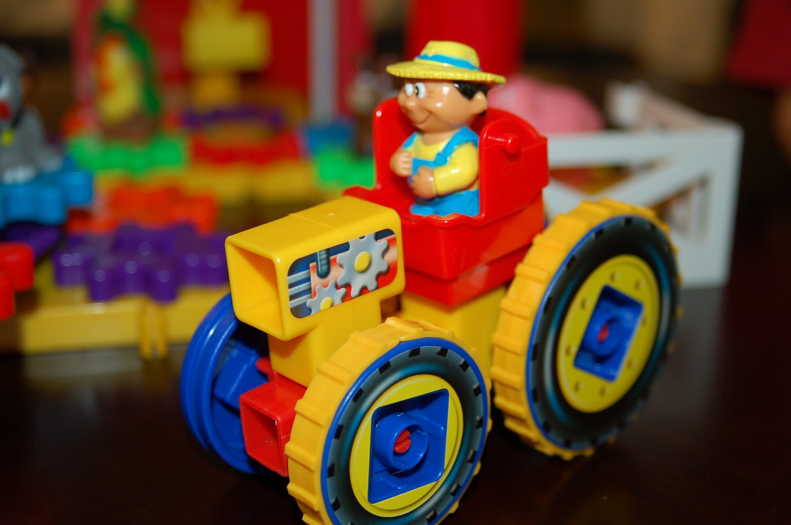 Gears! Gears! Gears! Old McGear's Farm Review - Farm Toys for Kids