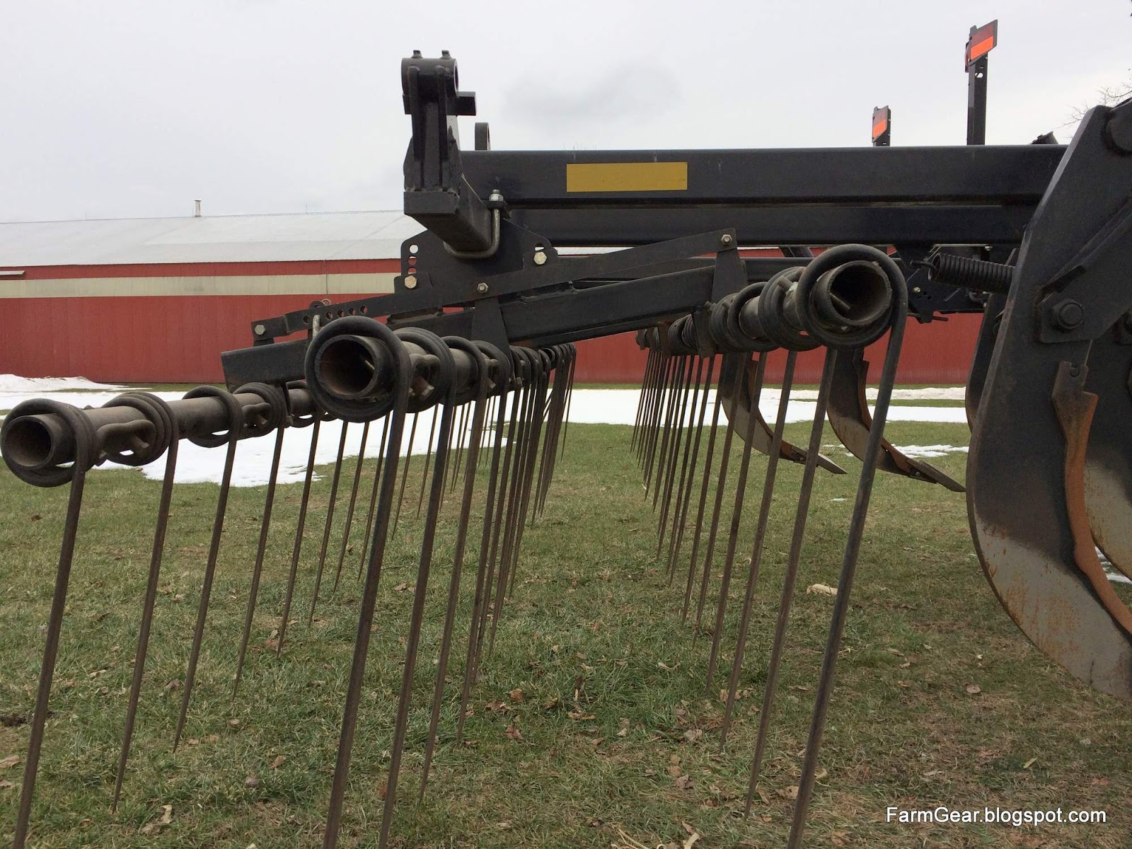 M&W 1700 Earthmaster Disc Ripper