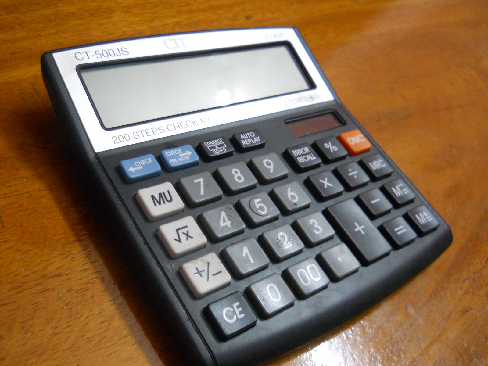 EVER WONDER WHATS INSIDE: INSIDE A CALCULATOR