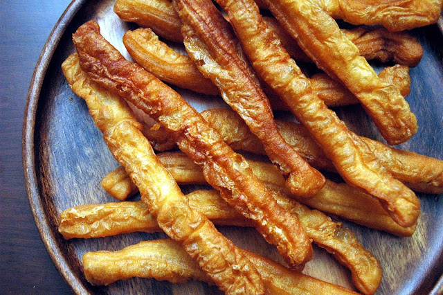 DUDE FOR FOOD: Steamed or Fried? Mantho, Betso-Betso, Cheng Pao and ...