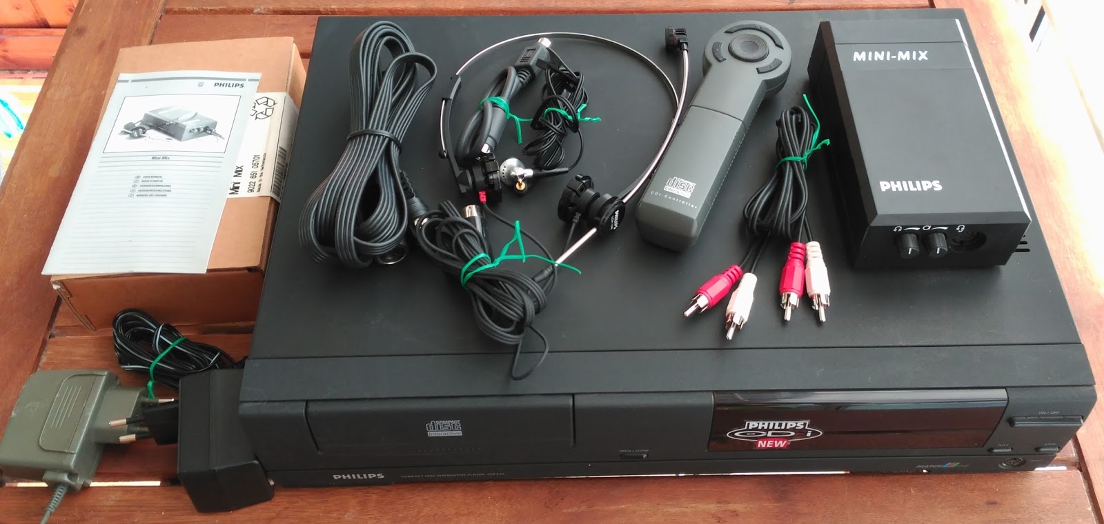 Retro Ordenadores Orty: Philips CDI 210 (Compact Disk Interactive ...