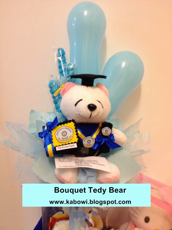 PRODUSEN BONEKA WISUDA PLAKAT Souvenir Graduation KADO HADIAH ...