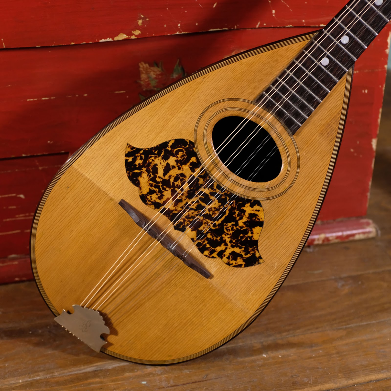 1890s Eugene Howard Bowlback Mandola